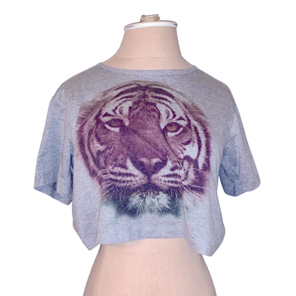 Etsy - MGcafe | Tops | Tiger Screenprint Crop Top Tshirt | Poshmark